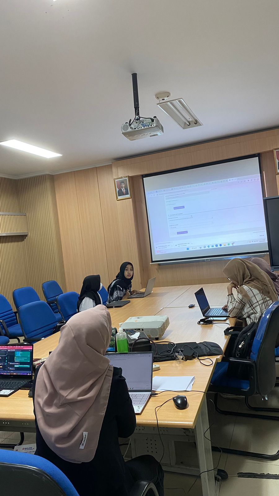 Penetapan UKT Camaba FPIK Undip Jalur SNBP 2023/2024 - Fakultas Perikanan dan Ilmu Kelautan